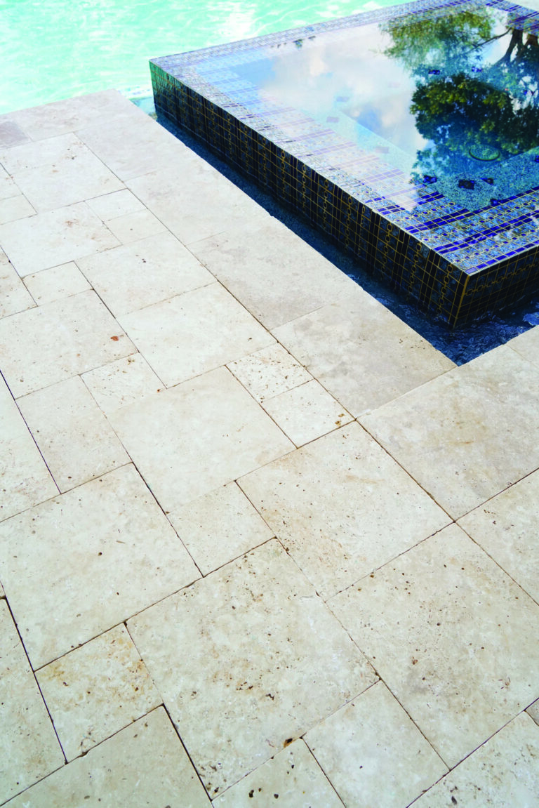PAVERS Extra Light Tumbled Versailles Pattern - Keystone Tile